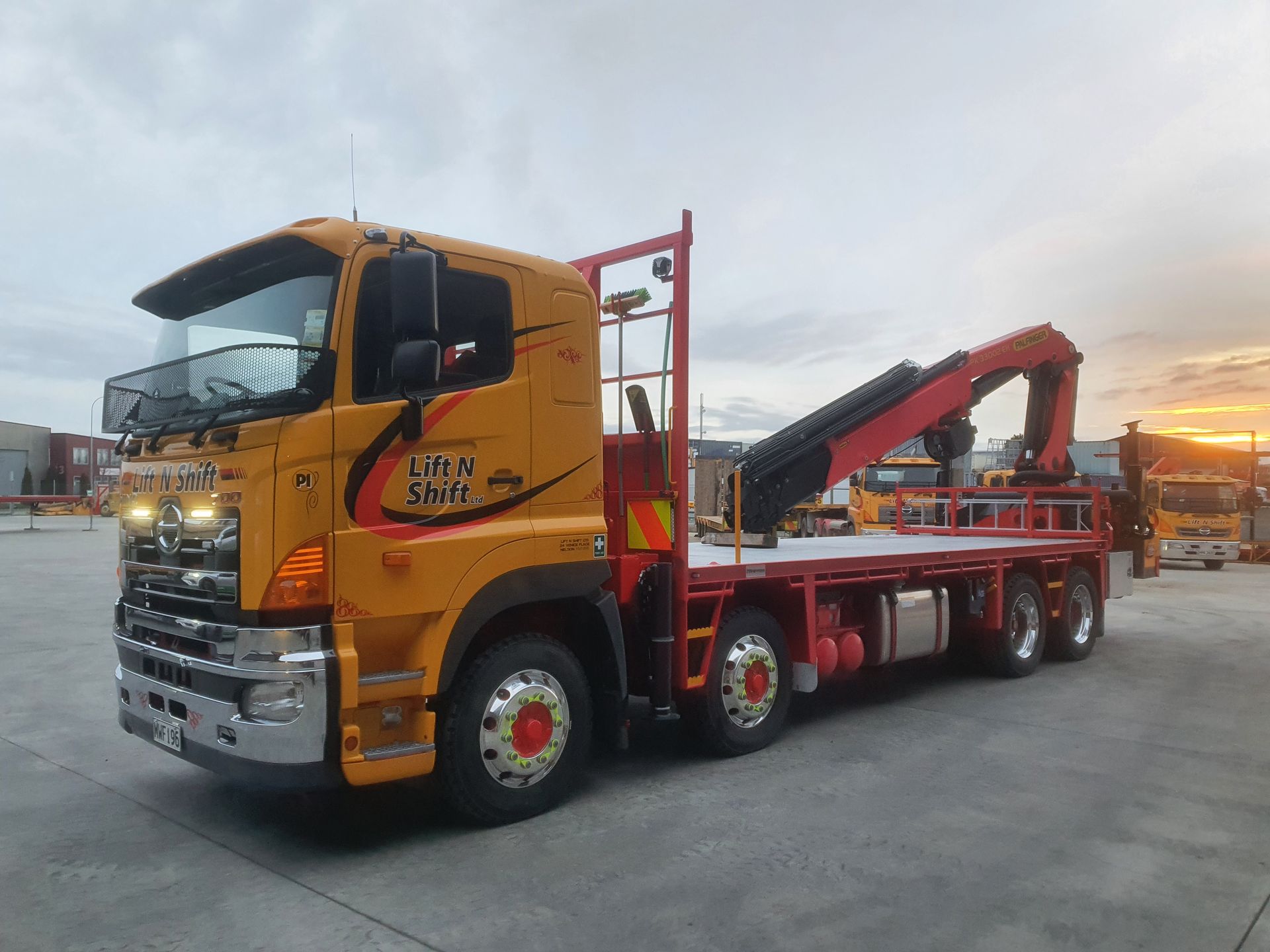 Truck & Trailer Auto Greasers | LSL Lubrication Solutions