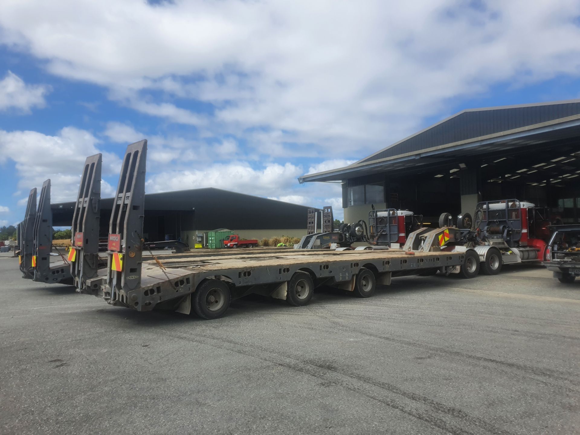 Truck & Trailer Auto Greasers | LSL Lubrication Solutions